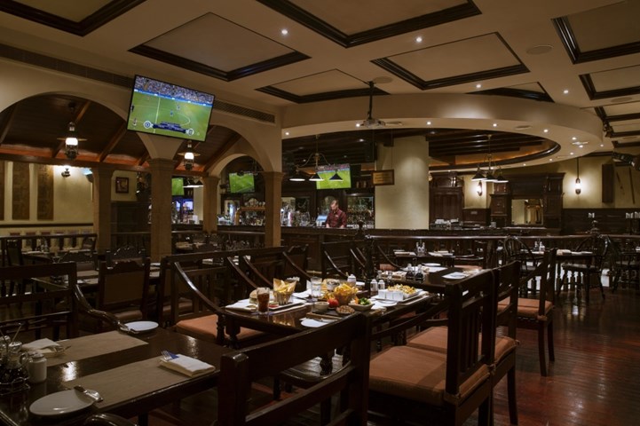Towers Rotana Hotel, Sheikh Zayed Road, United Arab Emirates | Emirates ...