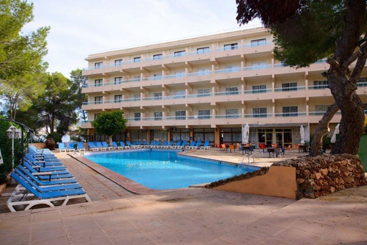 Els Pins Resort & Spa, San Antonio Bay, Ibiza, Spain | Travel Republic