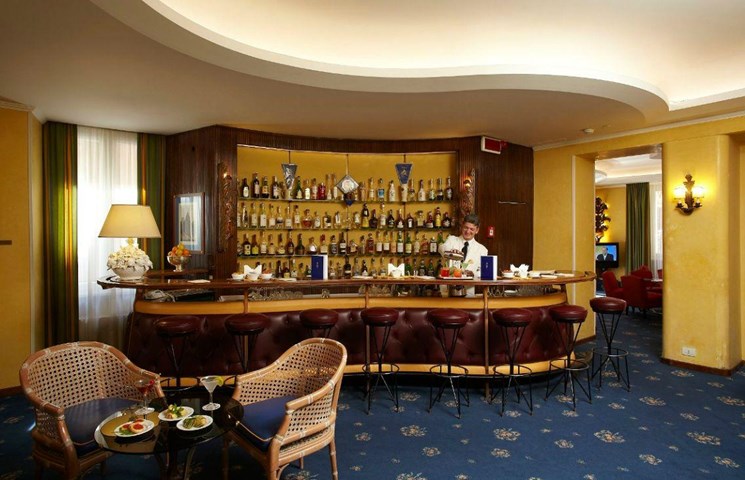 Victoria Hotel, Rome, Italy | Emirates Holidays