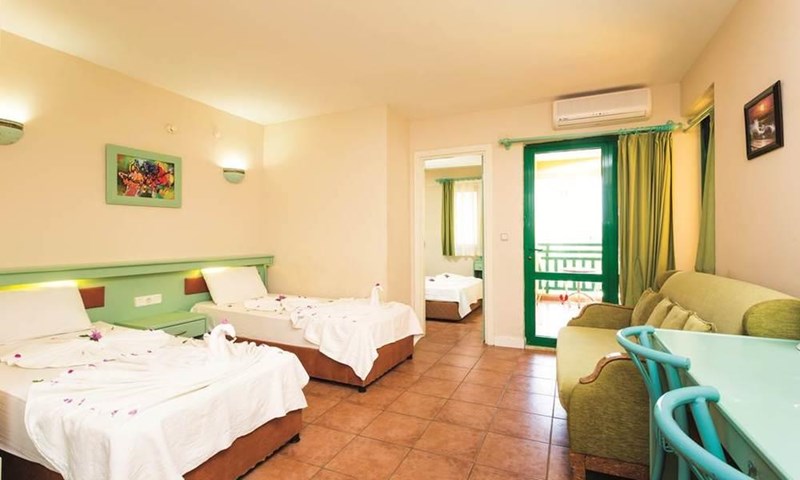 Hotel Esra Family Suites, Altinkum, Didim, Turkey | Travel Republic