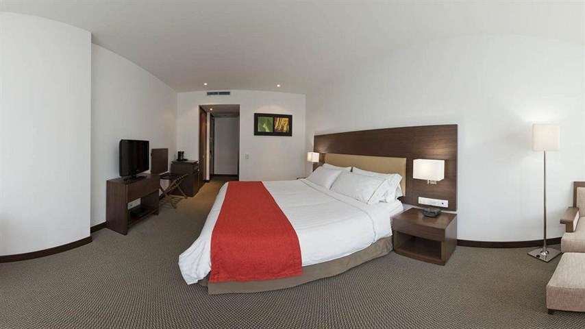Holiday Inn Express Bogota, Bogota, Colombia | Emirates Holidays