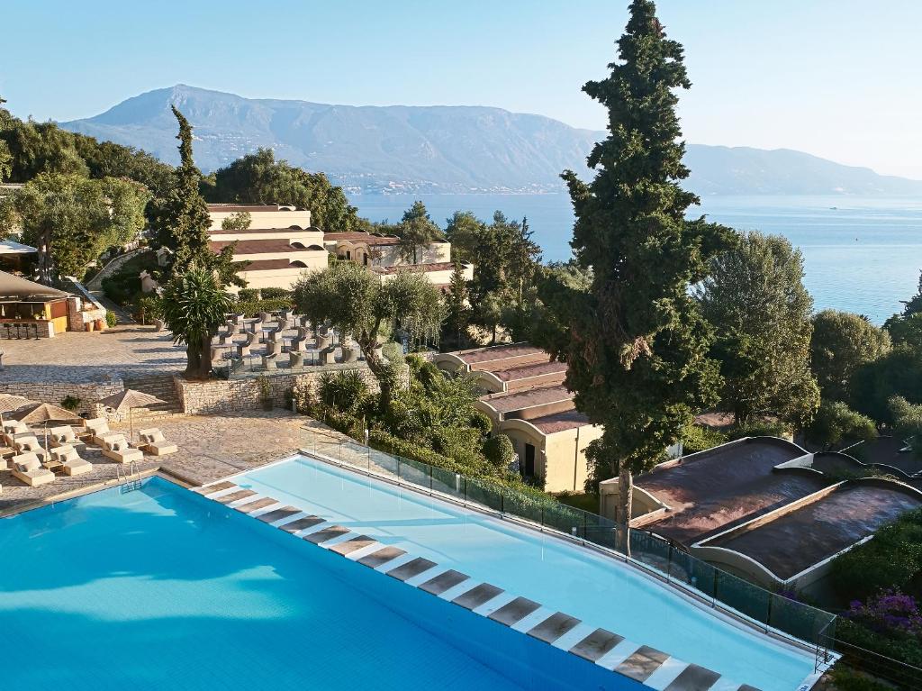 Grecotel LuxMe Daphnila Bay Dassia Hotel