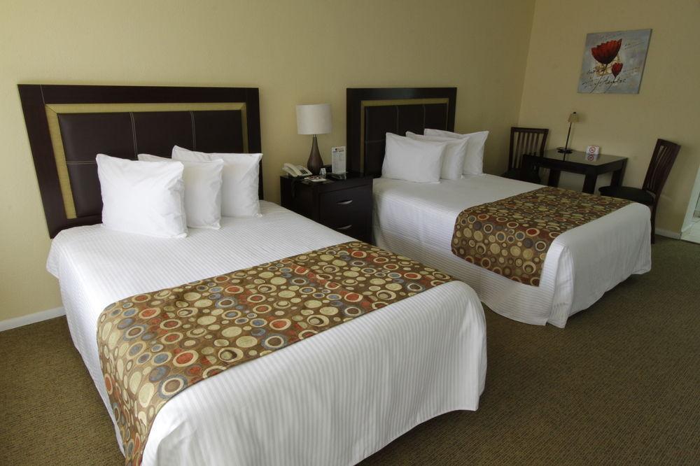 Quinta Dorada Hotel And Suites