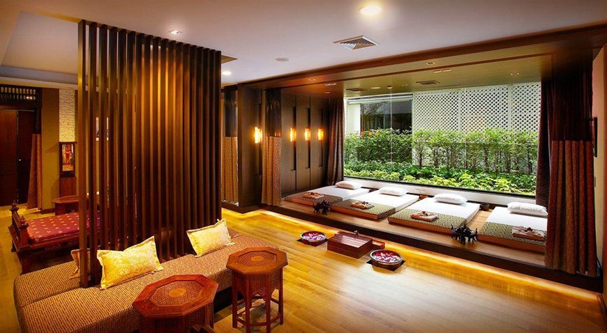 Graph Hotel, Ratchada, Thailand | Emirates Holidays