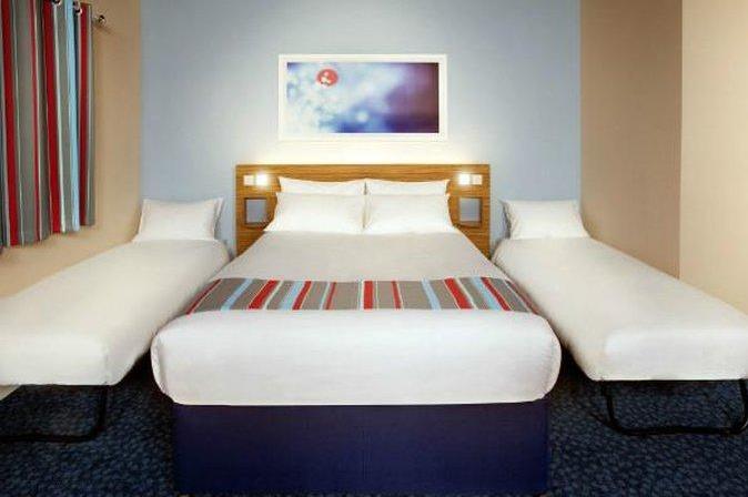 Travelodge Cardiff Central Queen Street Hotel