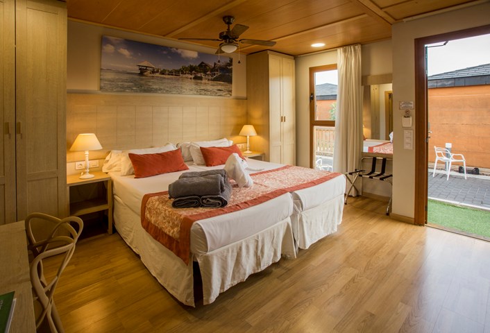 Magic Natura Animal, Waterpark & Polynesian Lodge Resort, Benidorm ...