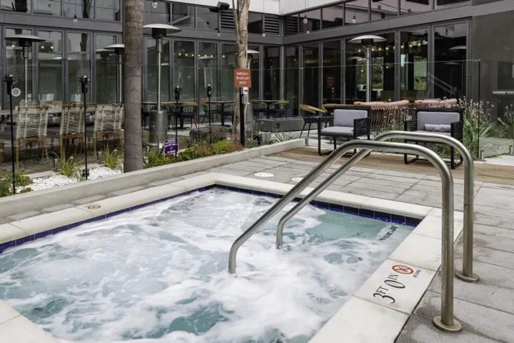 Shashi Hotel Mountain View, An Urban Resort, Mountain View - dnata Travel