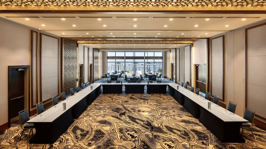 The CURRENT Hotel, Autograph Collection, Tampa - dnata Travel