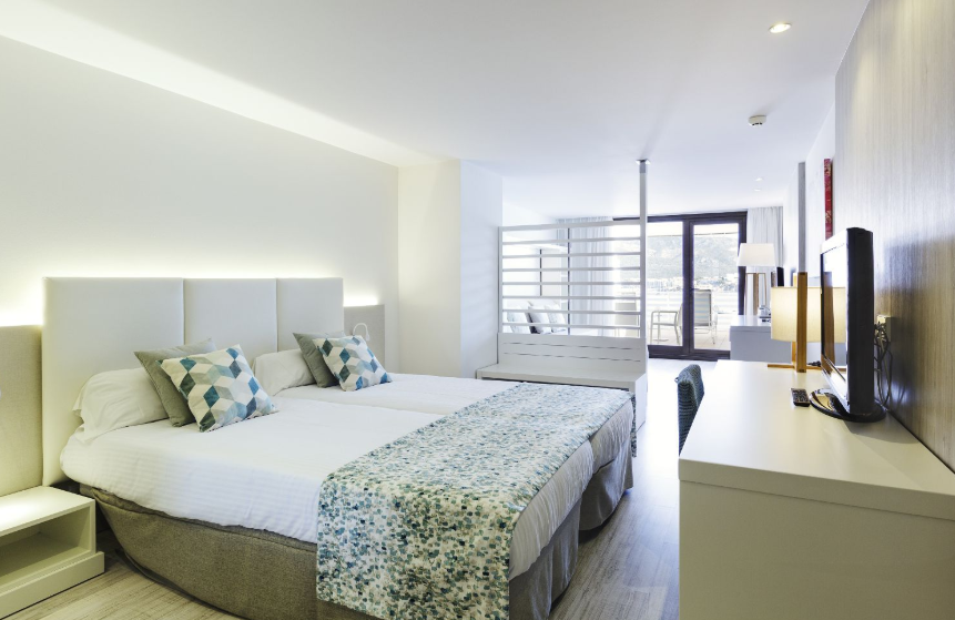 Alua Hawaii Mallorca & Suites (ex Intertur), Palmanova, Majorca, Spain ...